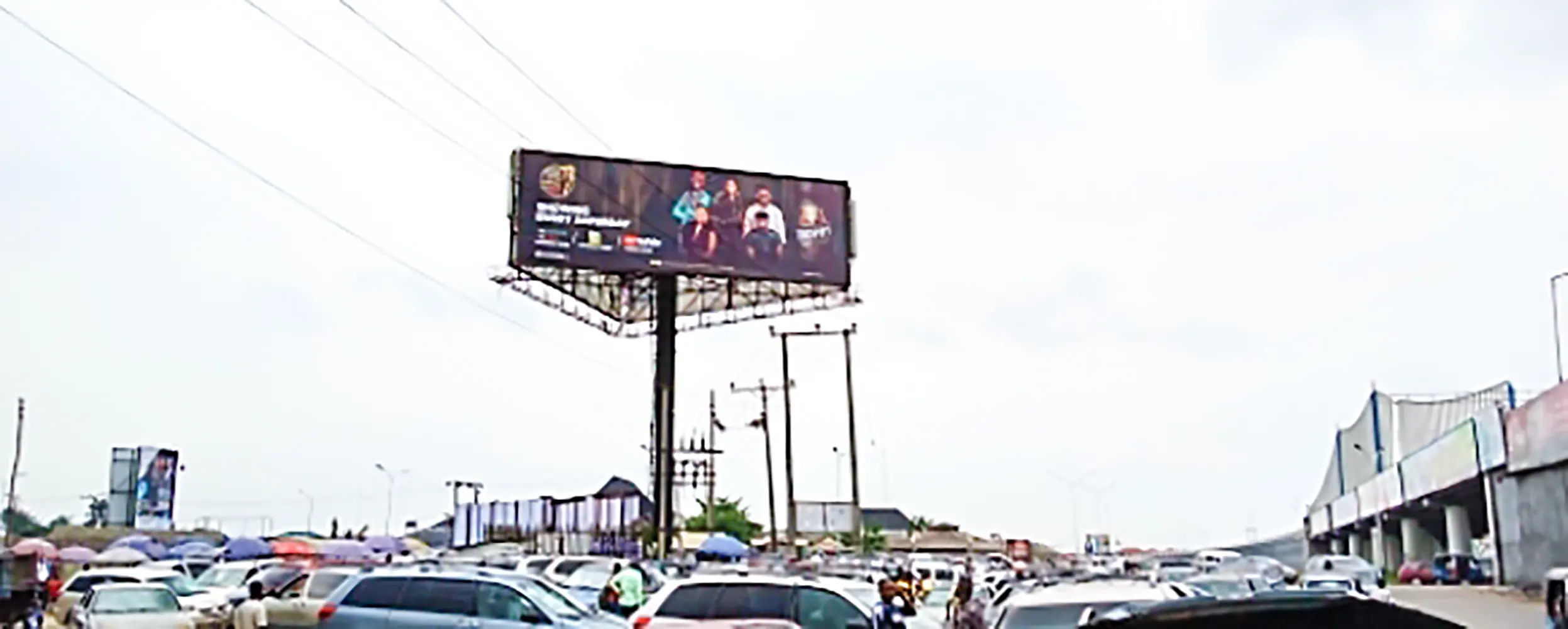 Unipole - Warri Effurun Roundabout Opposite Shoprite Facing Traffic ...