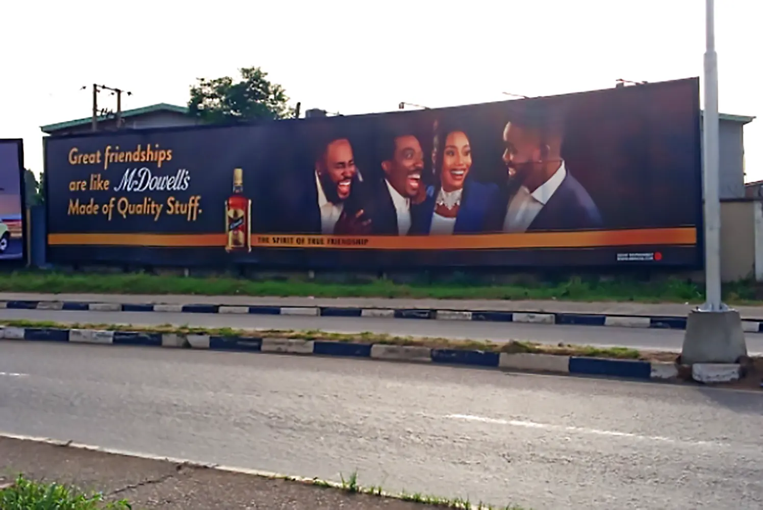 Wall Panel - Airport Road By Sam Ethnan Wall Facing Lagos, Lagos ...